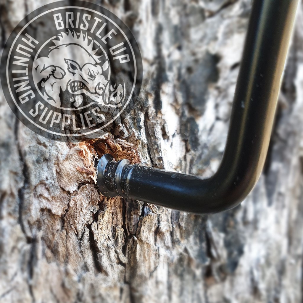 Tree Screw – Adjustable Universal Trail Camera Mount – Bristle Up